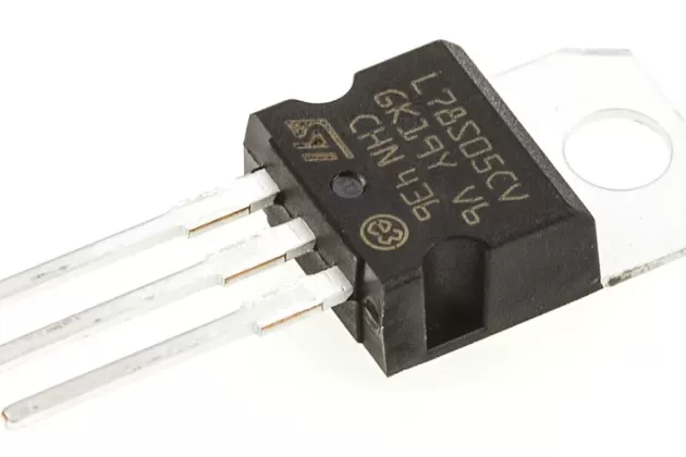 IC Ổn Áp L78S05CV TO220 5V2A